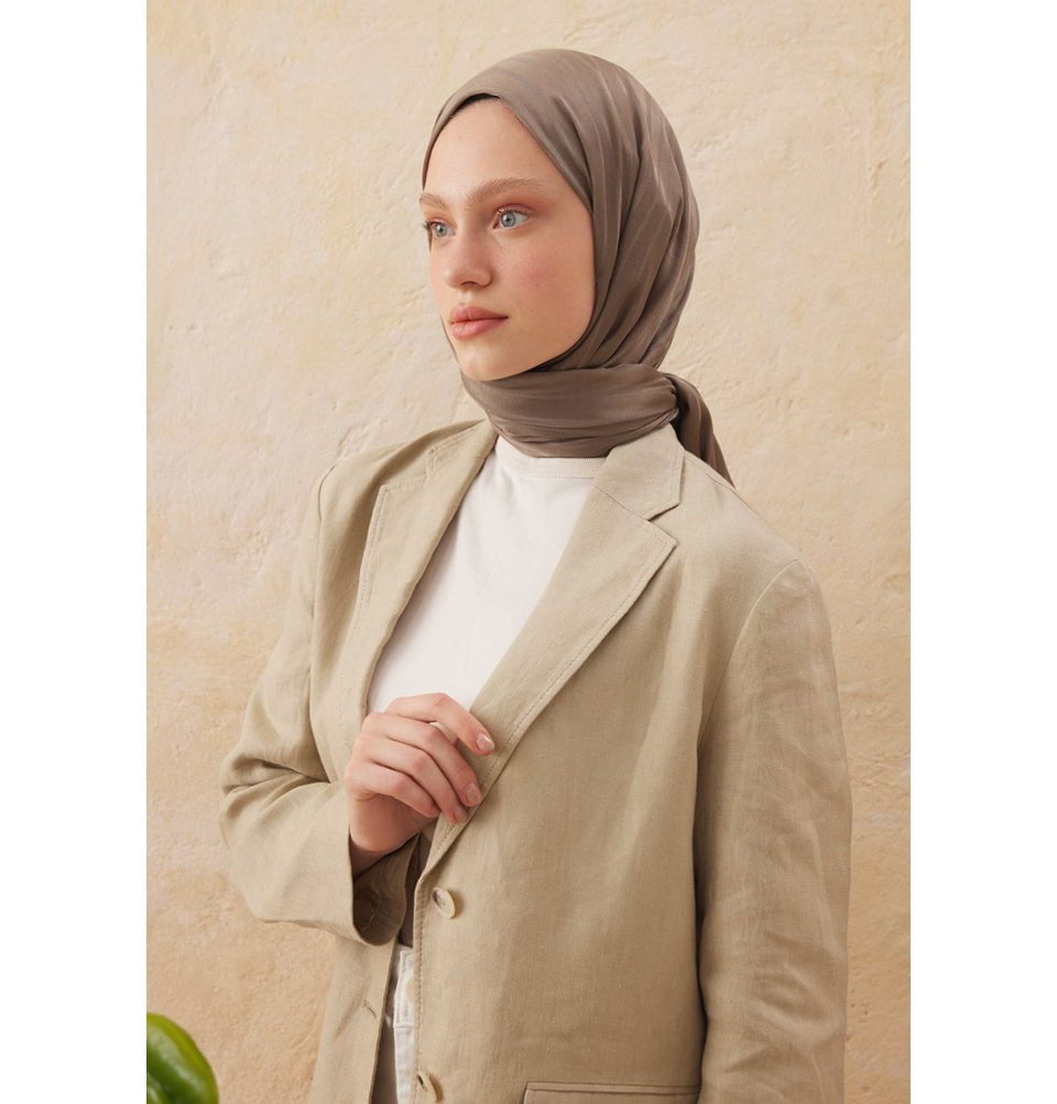 Wave Jacquard Hijab Shawl - Ground Coffee