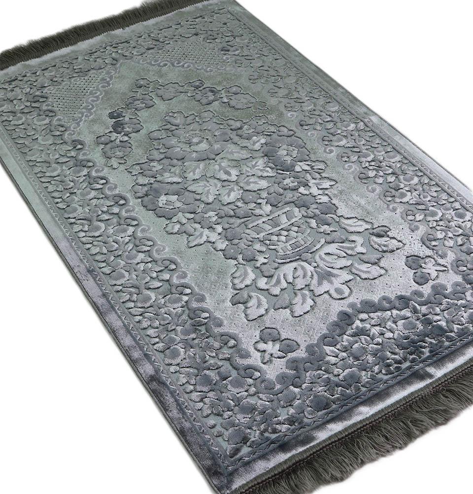 Luxury Velvet Islamic Prayer Rug