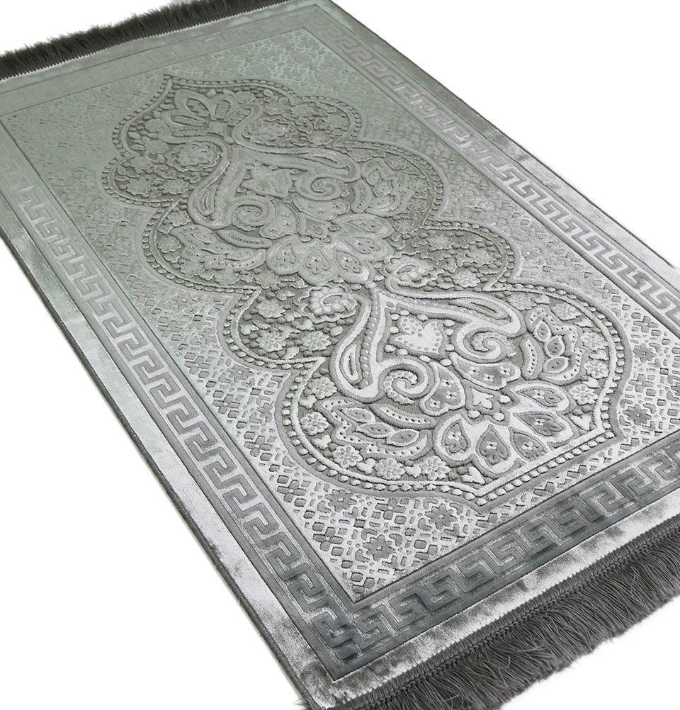 Luxury Velvet Islamic Prayer Rug