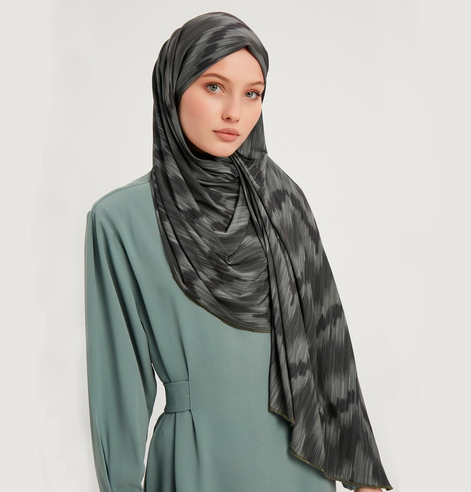 Modefa Sports Hijab Shawl - Abstract Flame -Black