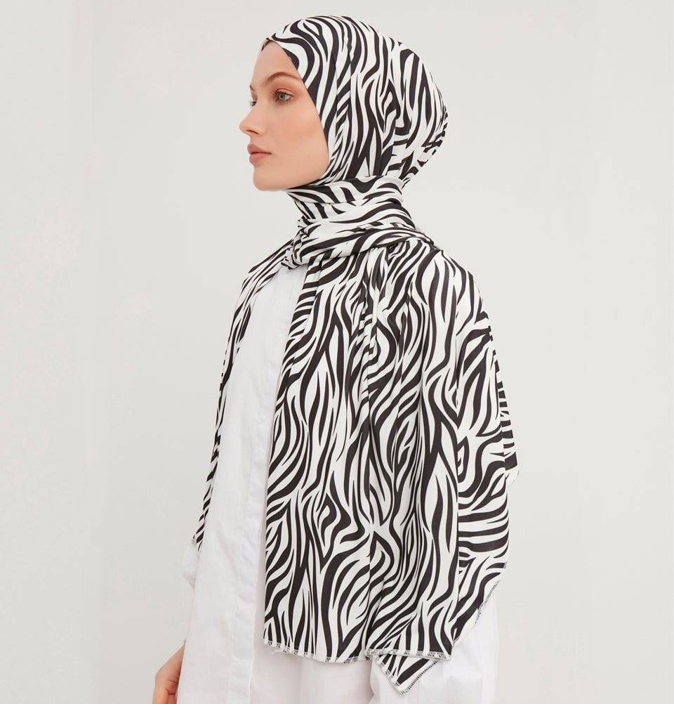 Modefa Sports Hijab Shawl - Zebra -Black
